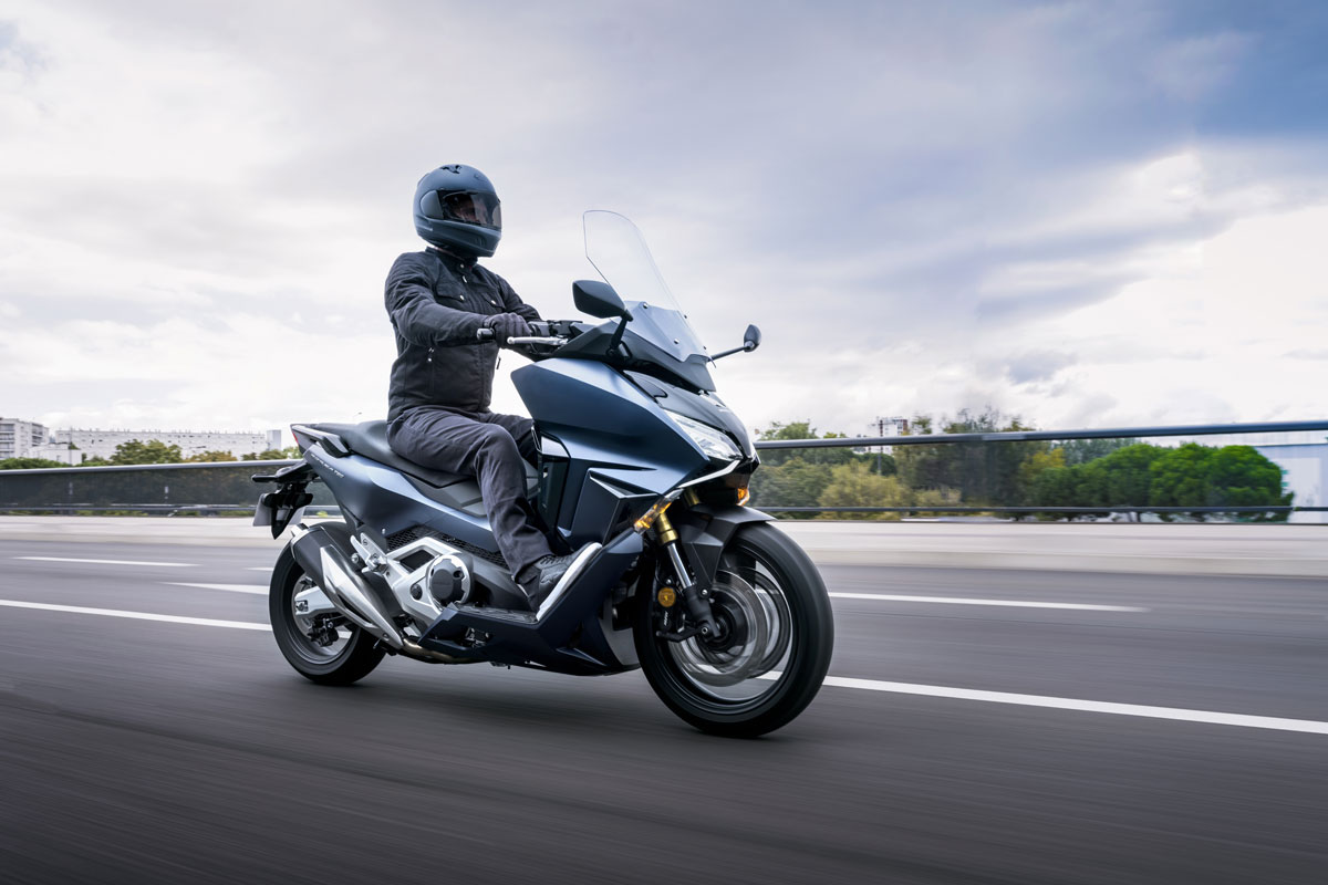 FORZA 750 EASY RIDERS FORZA RIDERS - Honda Motorcycles